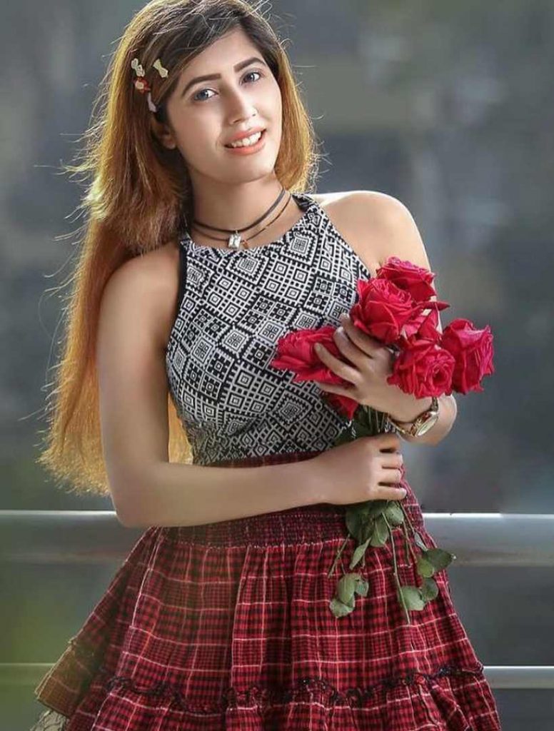 90+ Naila Nayem Photo, HD Pic, Image » Photo Gallery 2021
