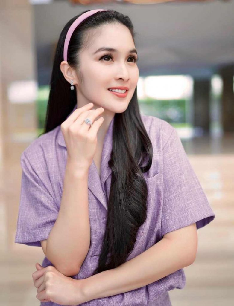 Sandra Dewi Age Height Family Husband Son » Biography 2024