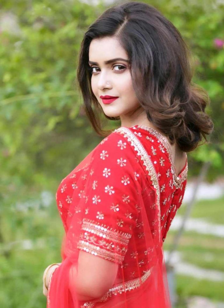 180+ Tanjin Tisha Photo, HD New Photos & Photo Gallery 2026
